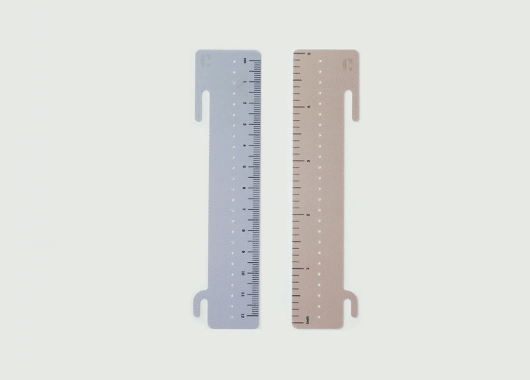 Clipmatic Gray Ruler - Duel-Feature with Perfect Accuracy